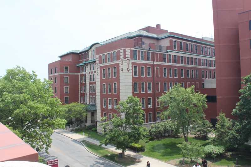 Owner of hospital that serves Austin resident seeks cash infusion from ...