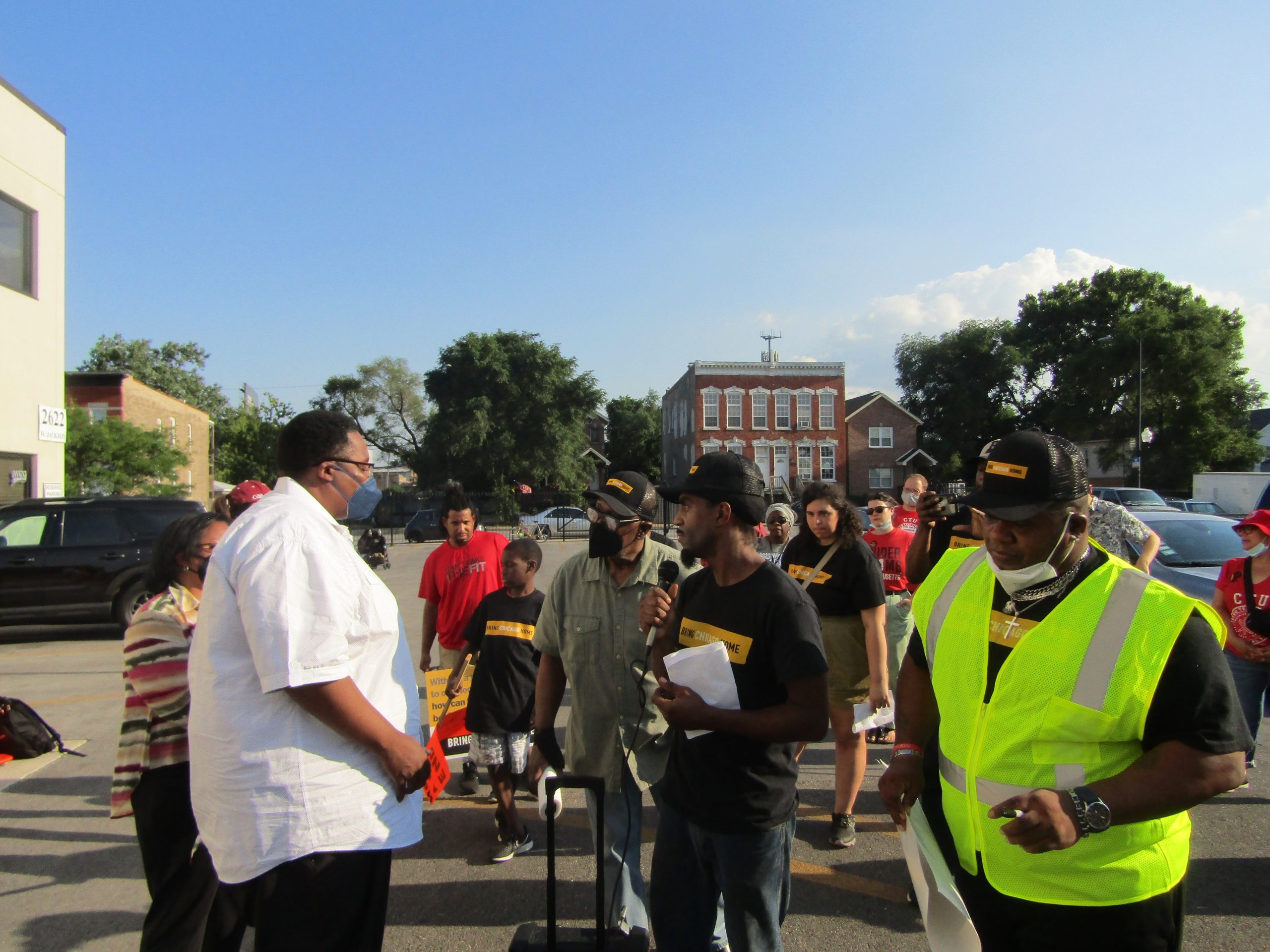 Bring Chicago Home campaign urges alderman to support homelessness ...